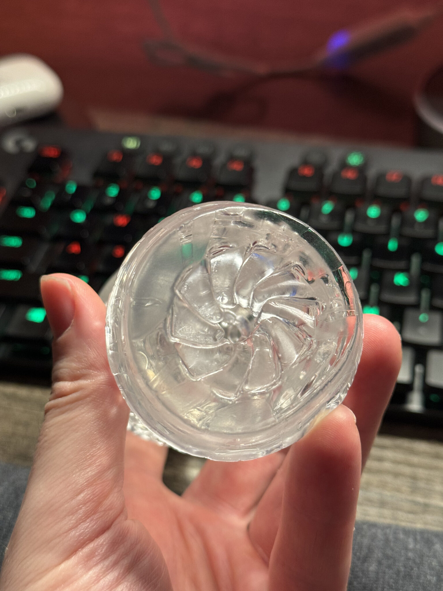 Ultimate Handy Sleeve Showdow: Chrysm vs Lips - Which is the best ...