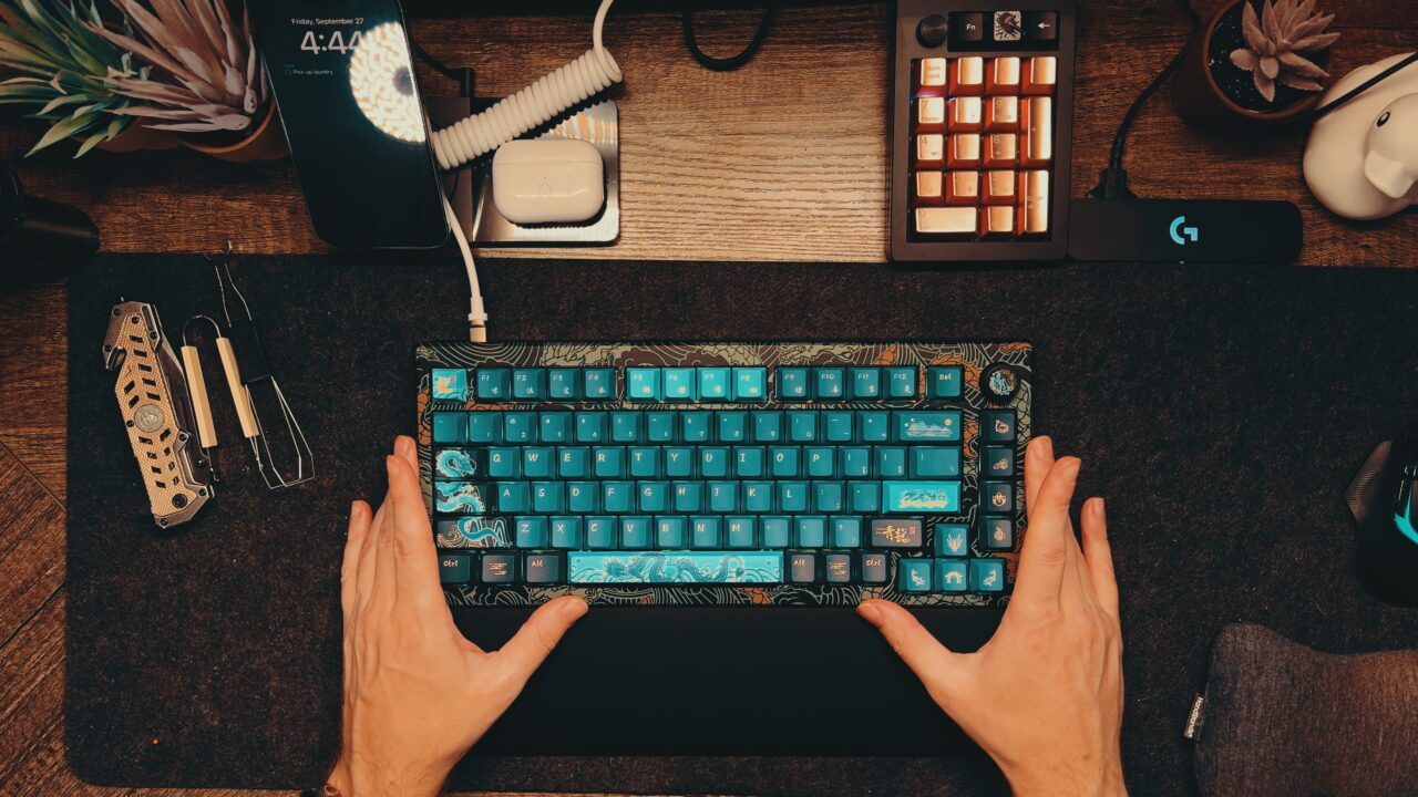 The Software Is Holding This Stunning Keyboard Back! AKKO MOD007 V3 ...