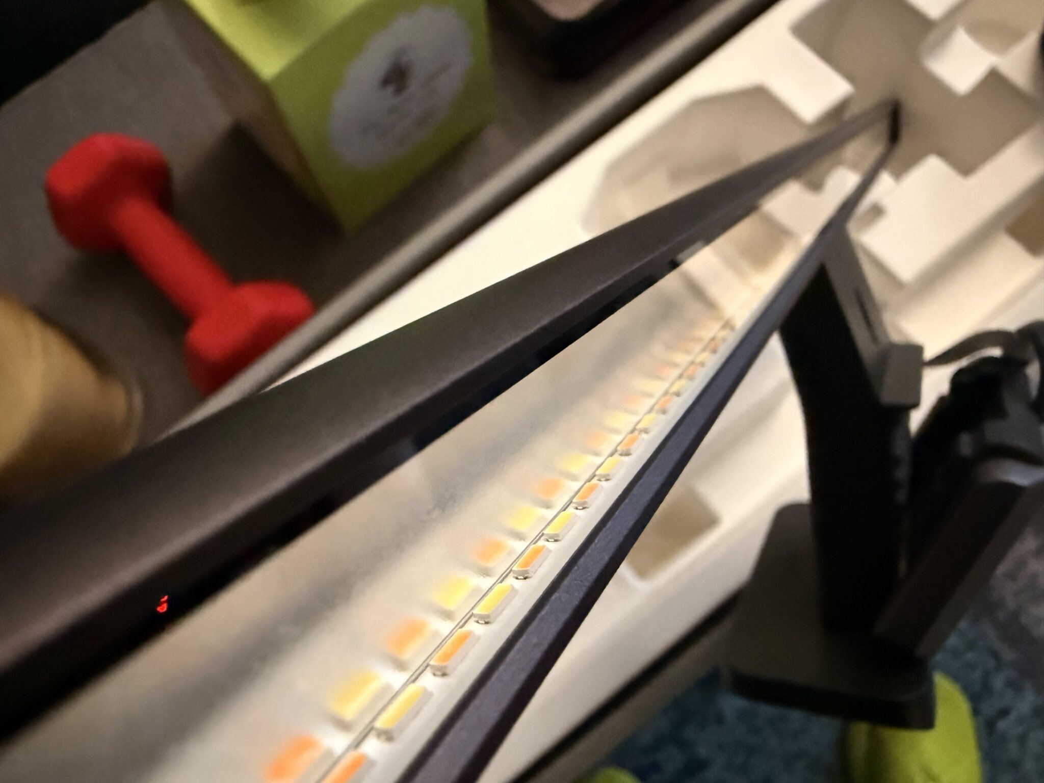 BenQ ScreenBar Halo 2 Review: Give Your Eyes the Upgrade They Deserve ...