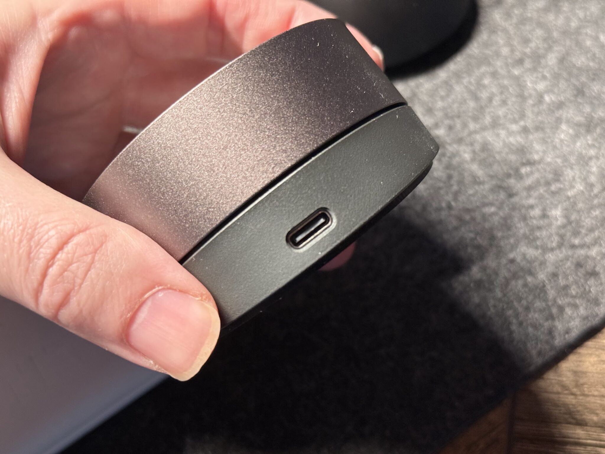 BenQ ScreenBar Halo 2 Review: Give Your Eyes the Upgrade They Deserve ...